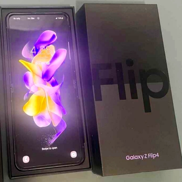 Samsung | Cell Phones & Accessories | Galaxy Z Flip 4 Lilac | Poshmark